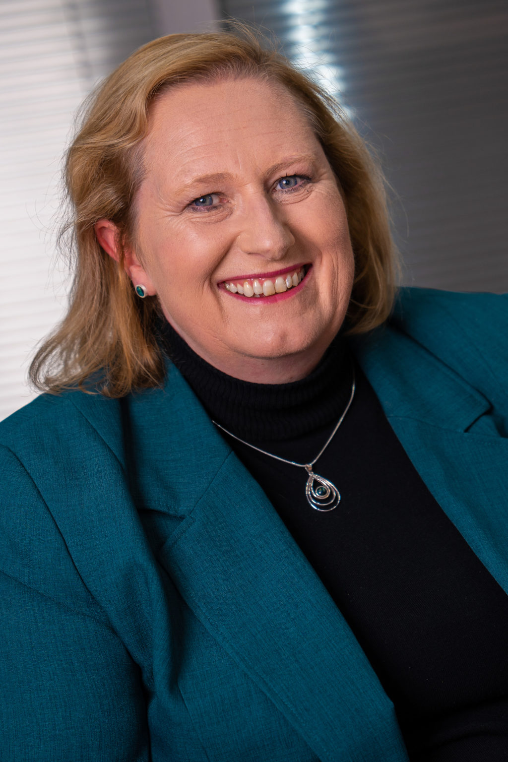 Lothian appoints Susan Deacon as new Chair - Lothian Buses