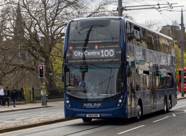 Airlink 100 moving to Waverley Bridge - Lothian Buses