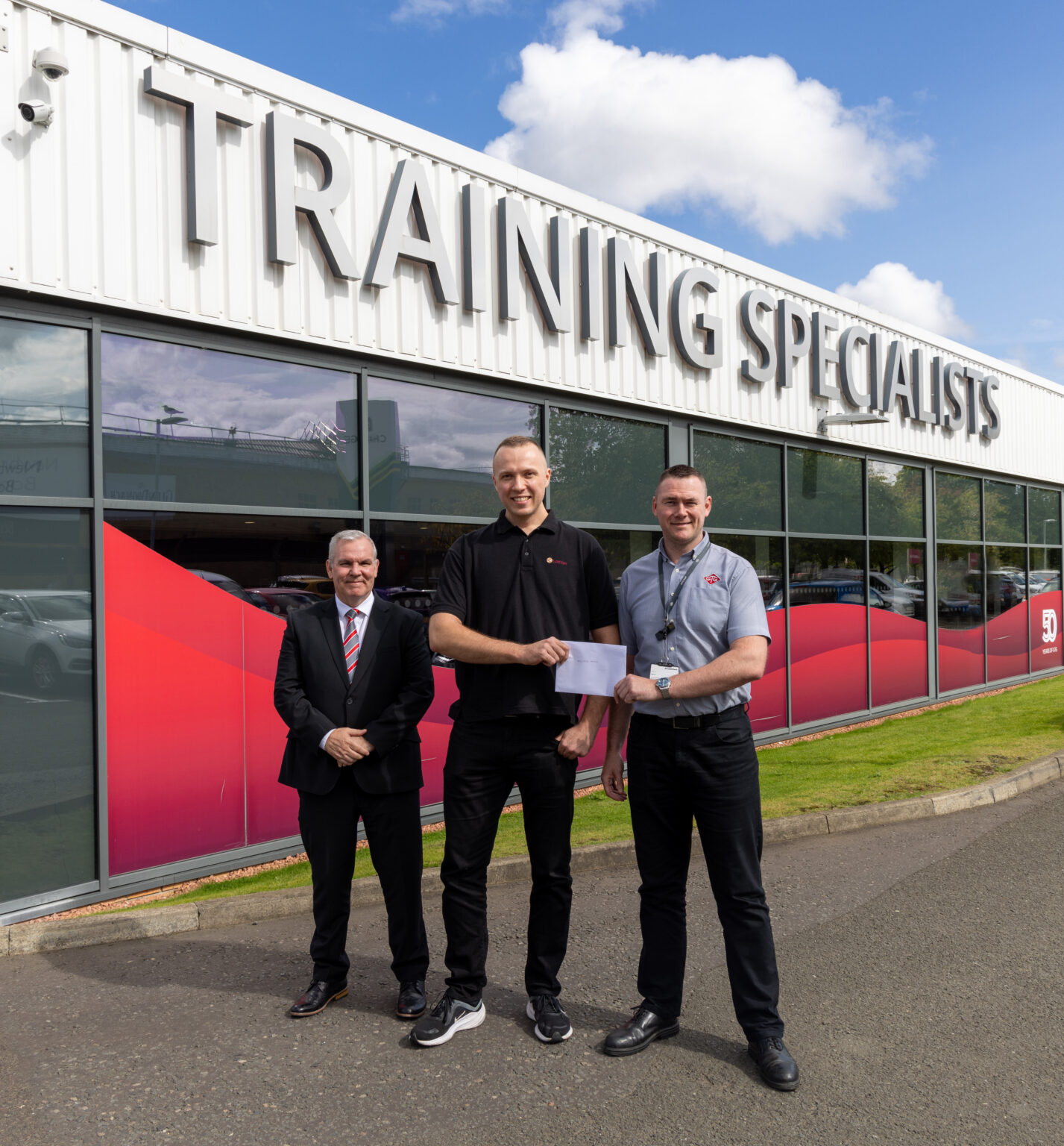 Lothian Mature Apprentice rewarded by GTG - Lothian Buses